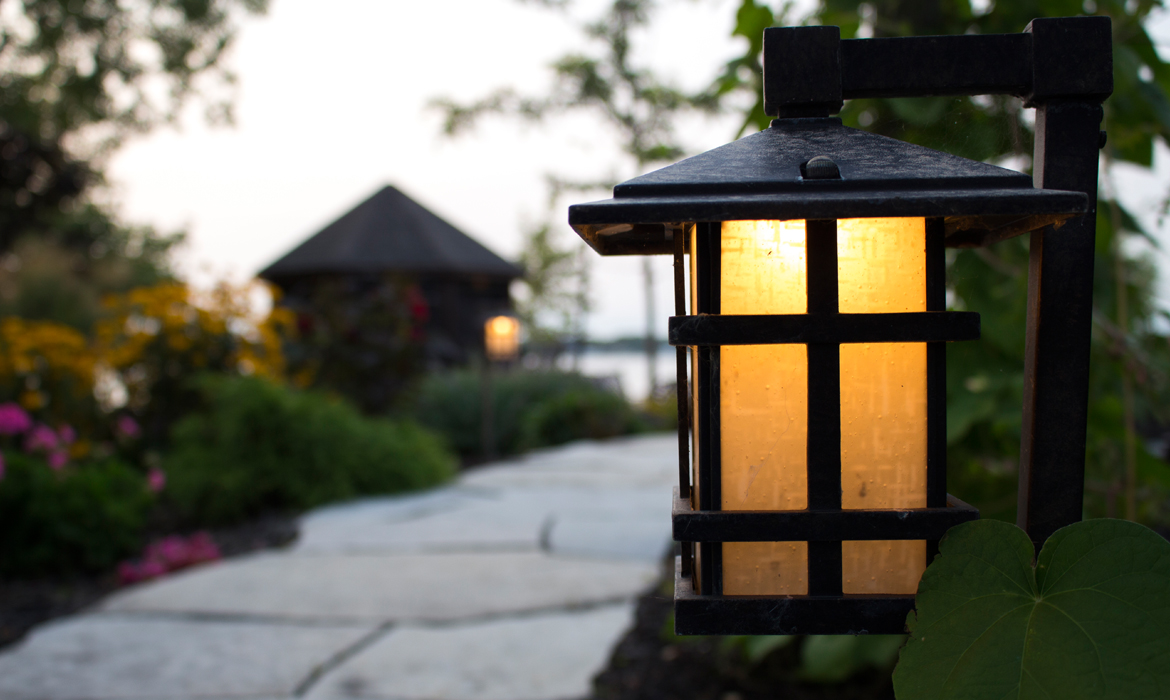 Classic Landscape Lighting